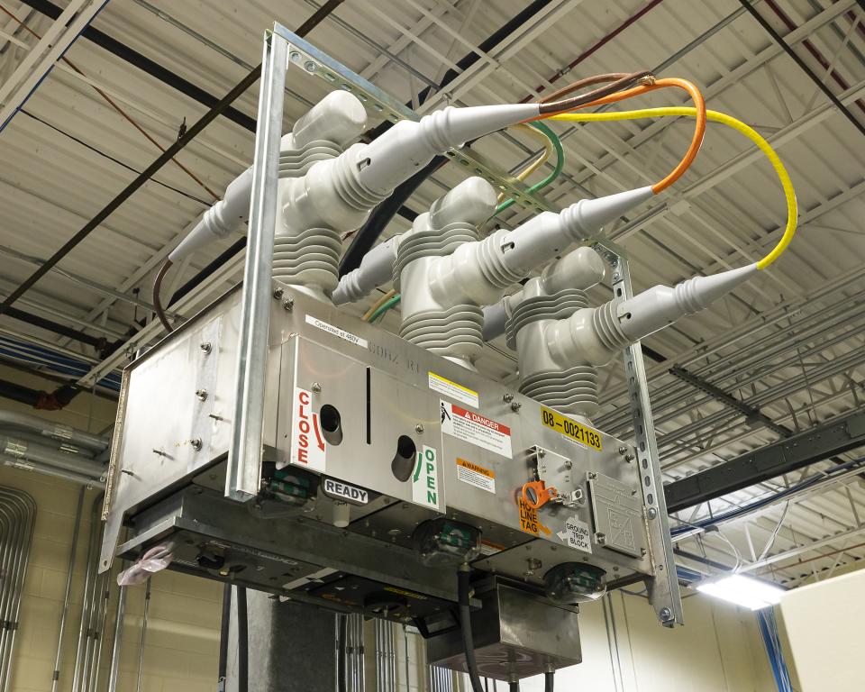 Hybrid AC/DC Laboratory | ORNL Hybrid AC/DC Laboratory | ORNL